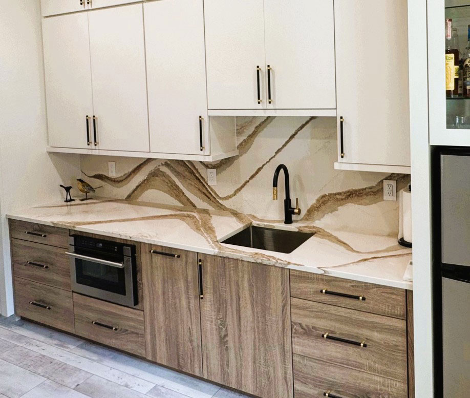 Full-Height Stone Backsplashes: A Bold Move in Kitchen Design | Deems ...